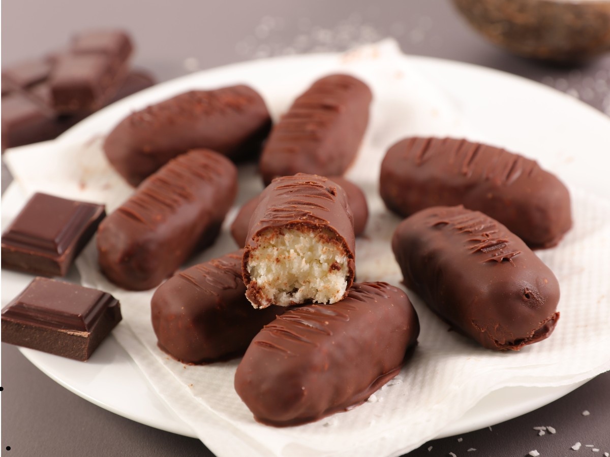 Keto No Bake Bounty Bars - Women Recipes